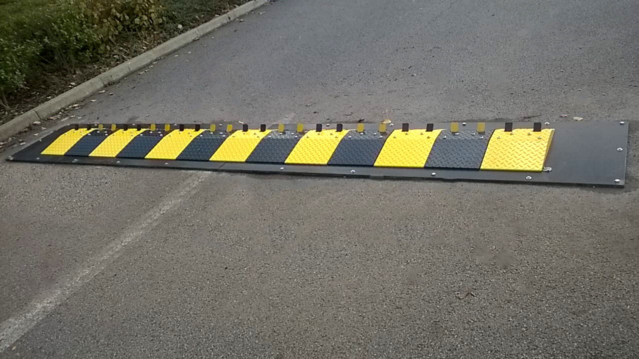 HGV Traffic Control Plate - Heightrestrictionbarrier.co.uk